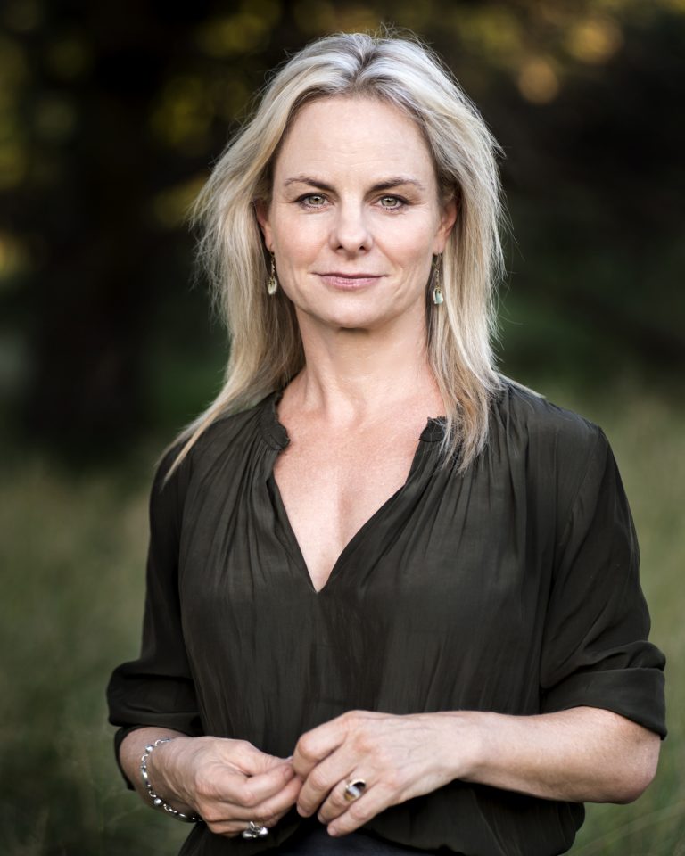 Biography - Rebecca Massey